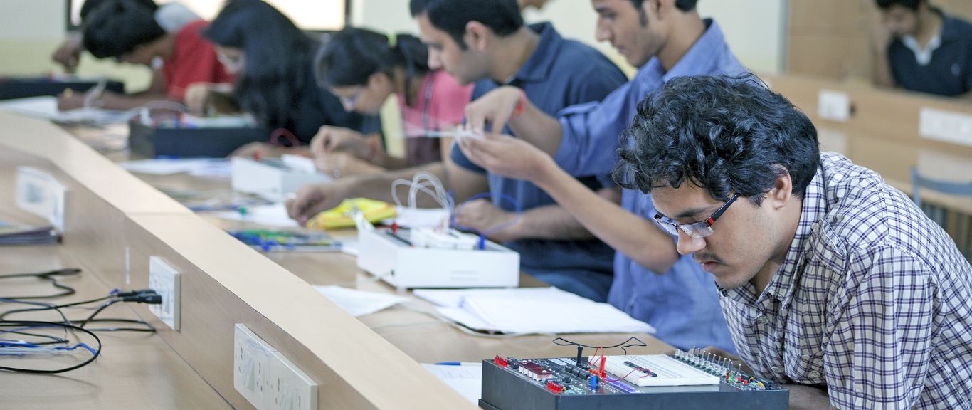 B Tech Cyber Security Syllabus, Programme,Courses with NIIT University